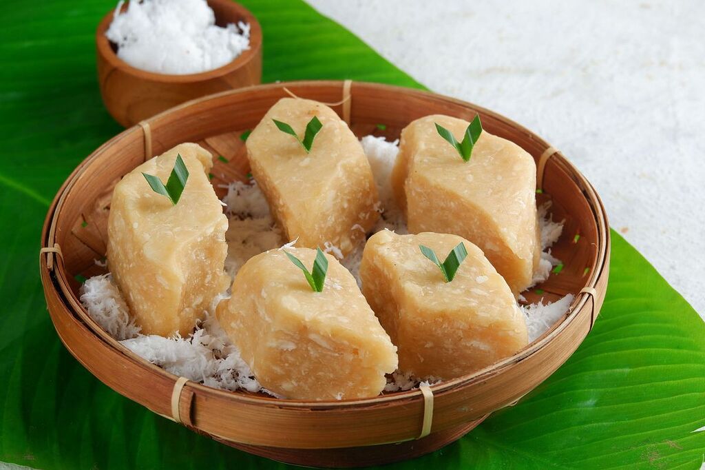 Getuk, Cita Rasa Singkong yang Tak Lekang oleh Waktu - Makanan - mijil.id